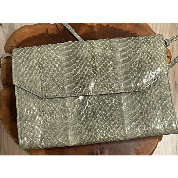 Neiman Marcus | Bags | Vintage Authentic Snakeskin Gray Clutch Purse ...